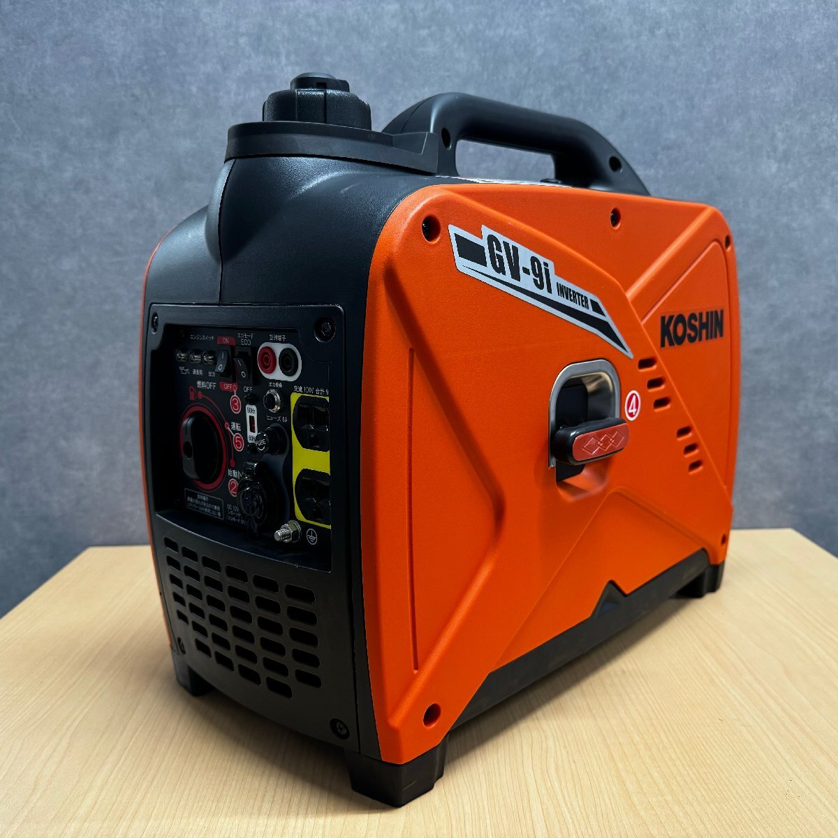 Yahoo!オークション - K302【未使用】工進 KOSHIN 0.9kVA 正弦波 イン...