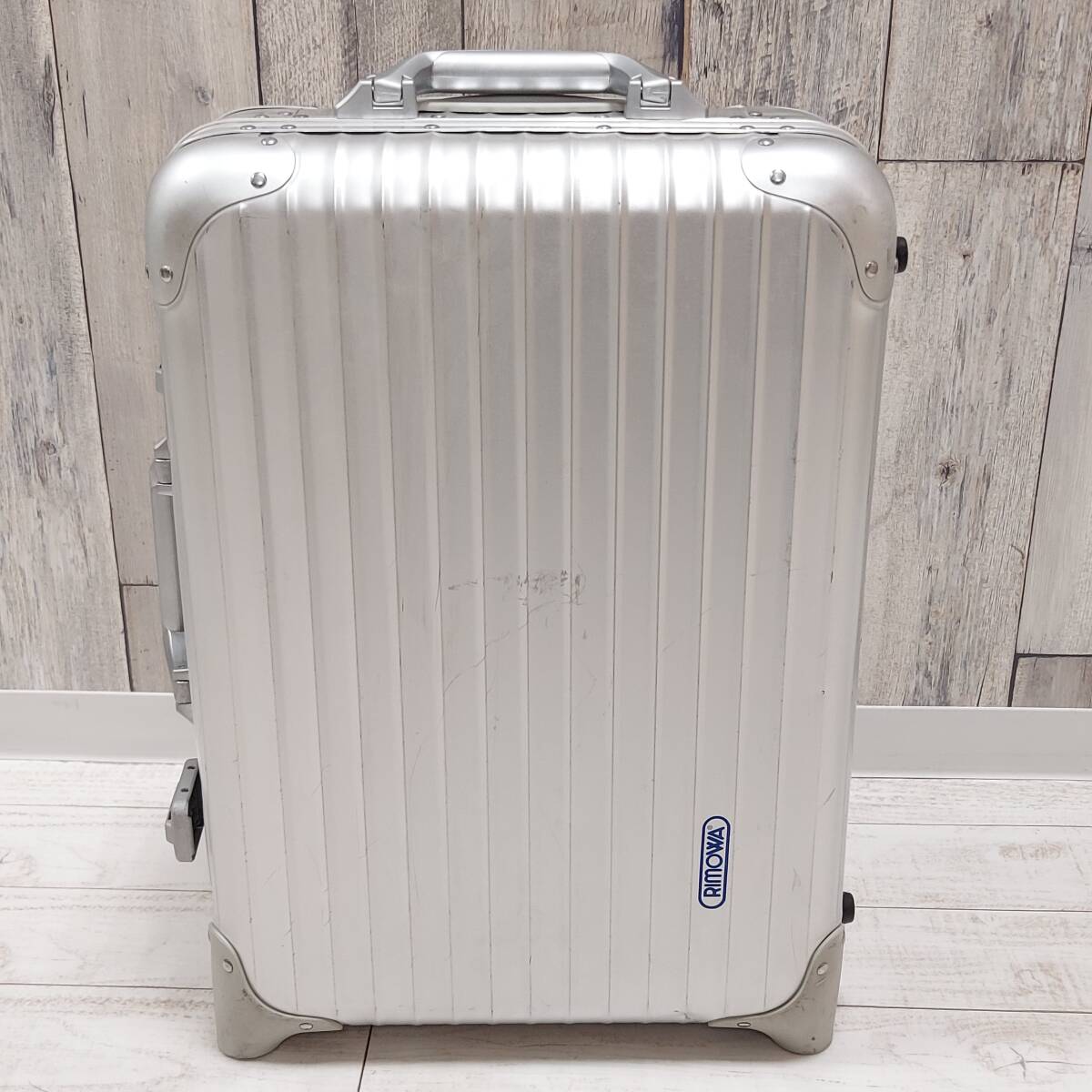 Yahoo!オークション - RIMOWA リモワ NO.6227 35L スーツケース キャリ...