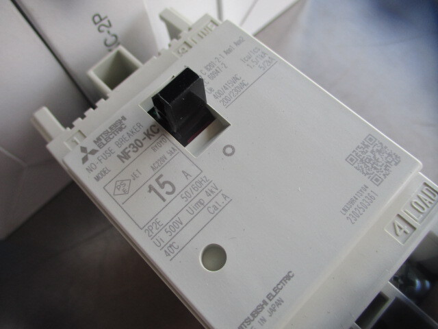 Yahoo!オークション - 三菱 ノーヒューズブレーカー NF30-KC 2P 15A 計...