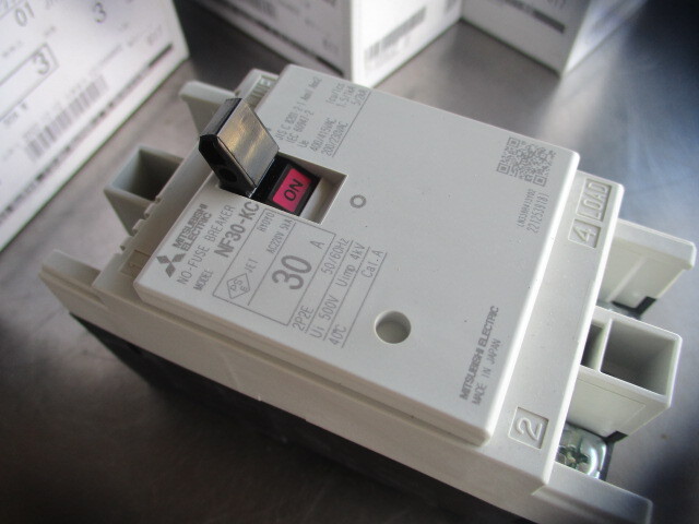Yahoo!オークション - 三菱 ノーヒューズブレーカー NF30-KC 2P 30A 計...