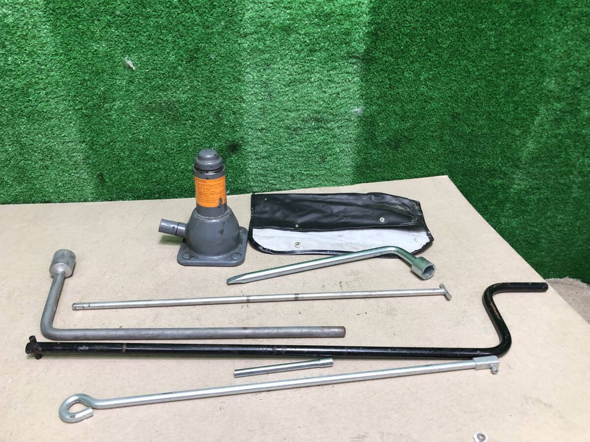 Yahoo!オークション - H26年 管1175-1 アトラス TKG-SZ2F24 車載工具