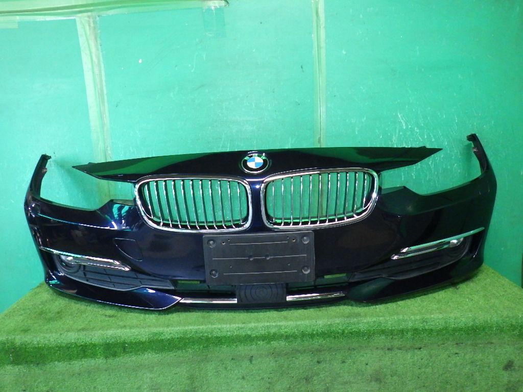 Yahoo!オークション - BMW320d[F30前期]フロントバンパー A89紺