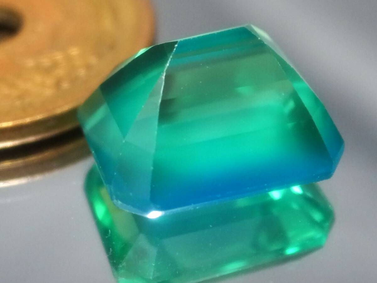 Yahoo!オークション - 11.49ct 新品・大粒サイズ・テリ凄・ライムグリ...