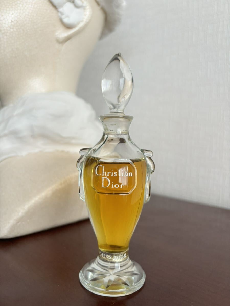 Yahoo!オークション - 【希少】1947年 初代 ミス ディオール 55ml アン...