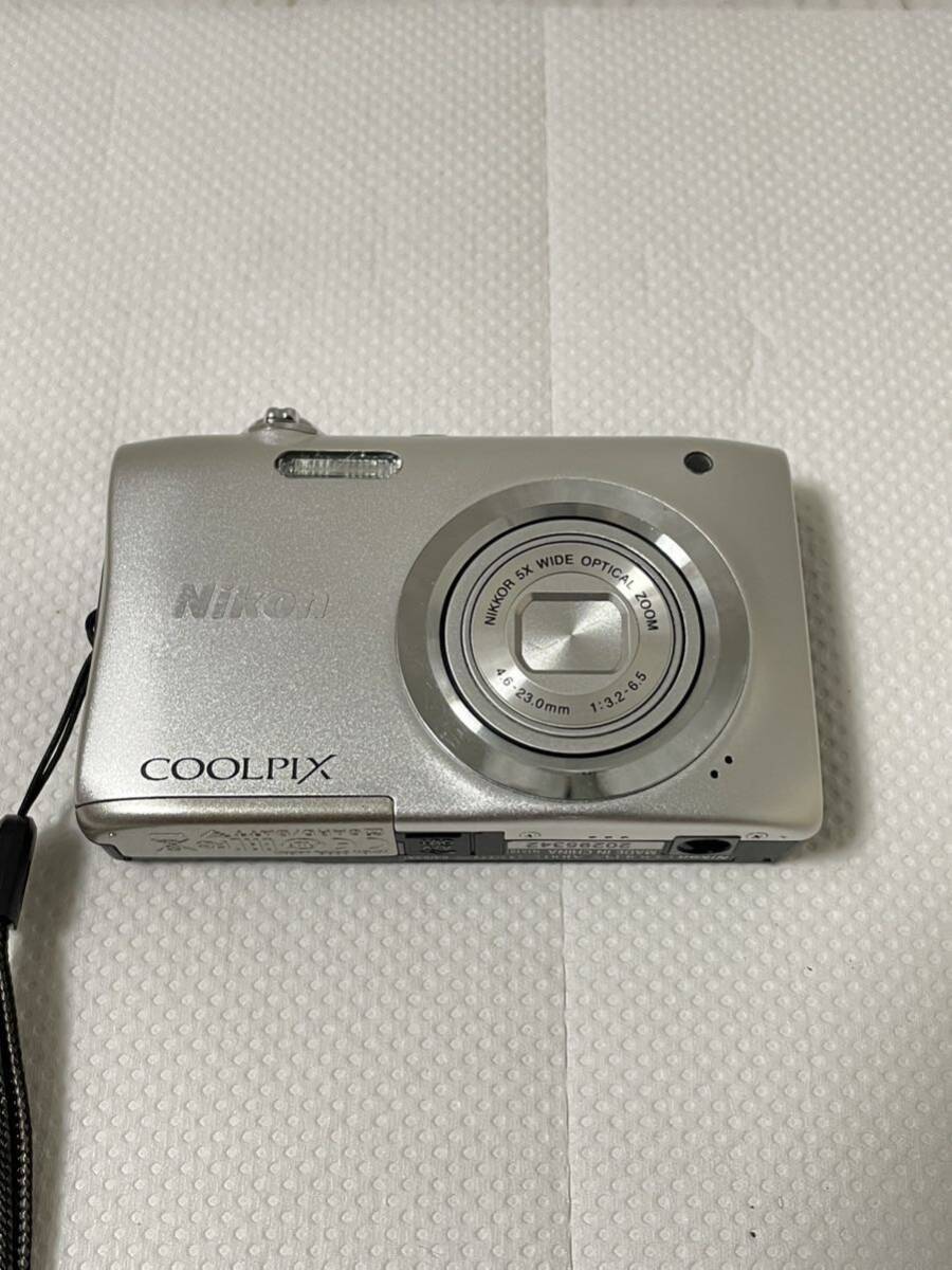 Yahoo!オークション - 動作OK Nikon COOLPIX A100 デジタルカメラ