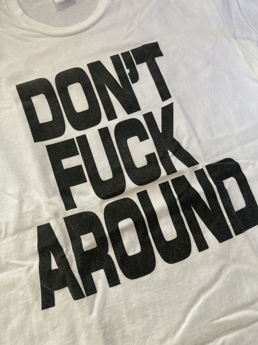 Yahoo!オークション - 極美品 Supreme「Don’t Fuck Around Tee」 Whit... Yahoo!オークション - 極美品 Supreme「Don’t Fuck Around Tee」 Whit...
