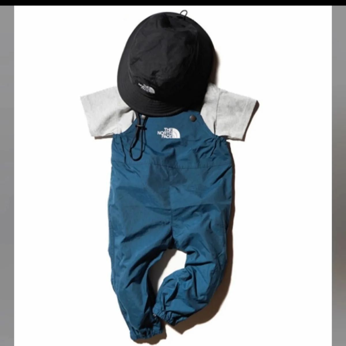 新品タグ付き THE NORTH FACE ザノースフェイス フィールドビブ 新品タグ付き THE NORTH FACE ザノースフェイス フィールドビブ