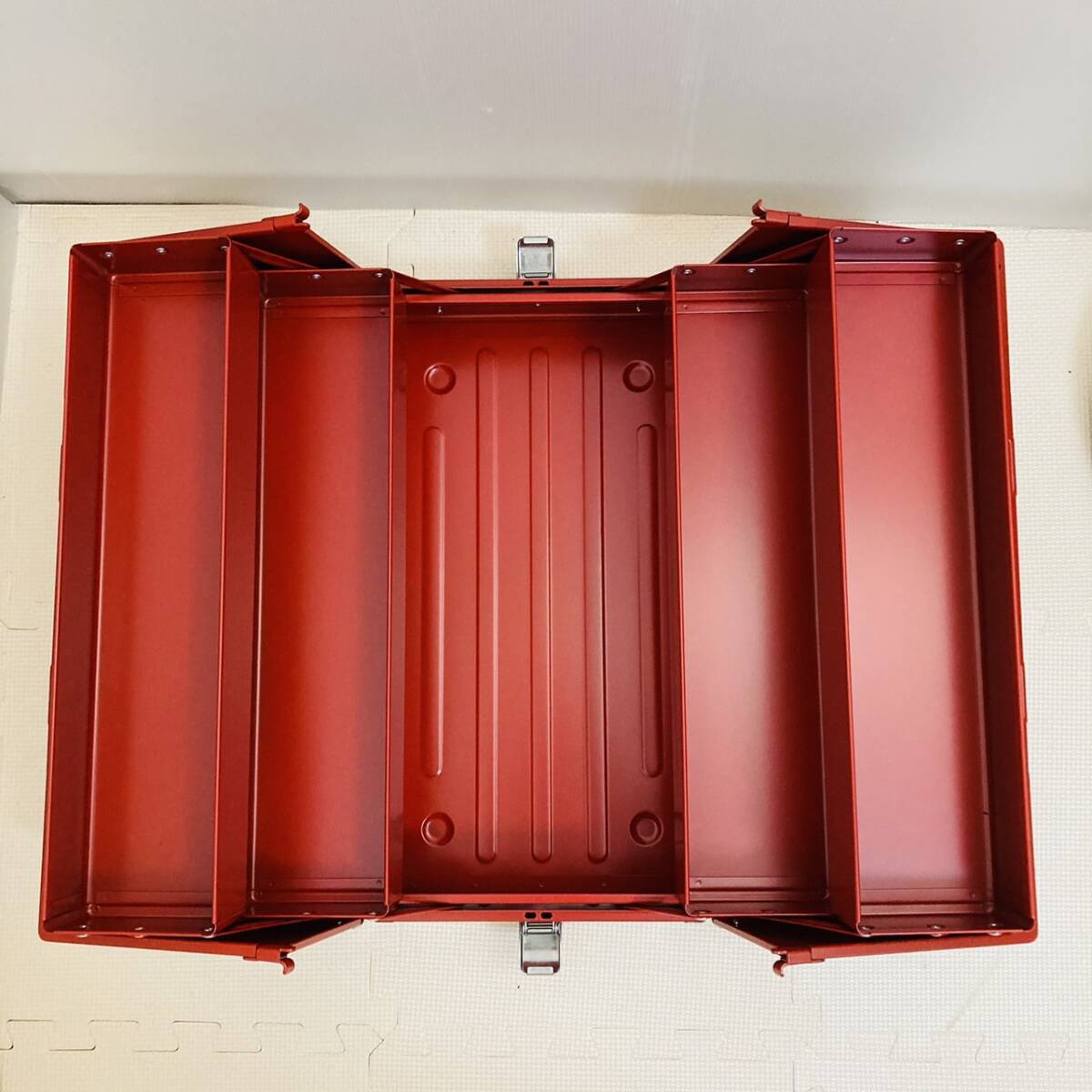 Yahoo!オークション - 未使用品 TONE トネ BX331 赤 レッド 3段両開き ...