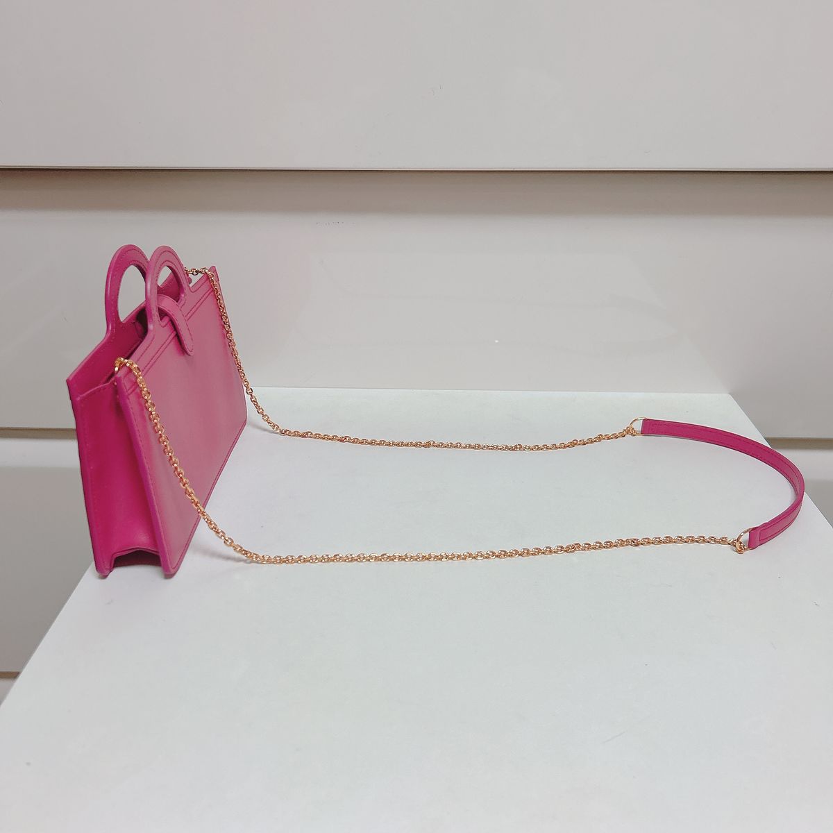 新品未使用】大人気MARNI 激可愛ミニショルダーバッグ 新品未使用】大人気MARNI 激可愛ミニショルダーバッグ