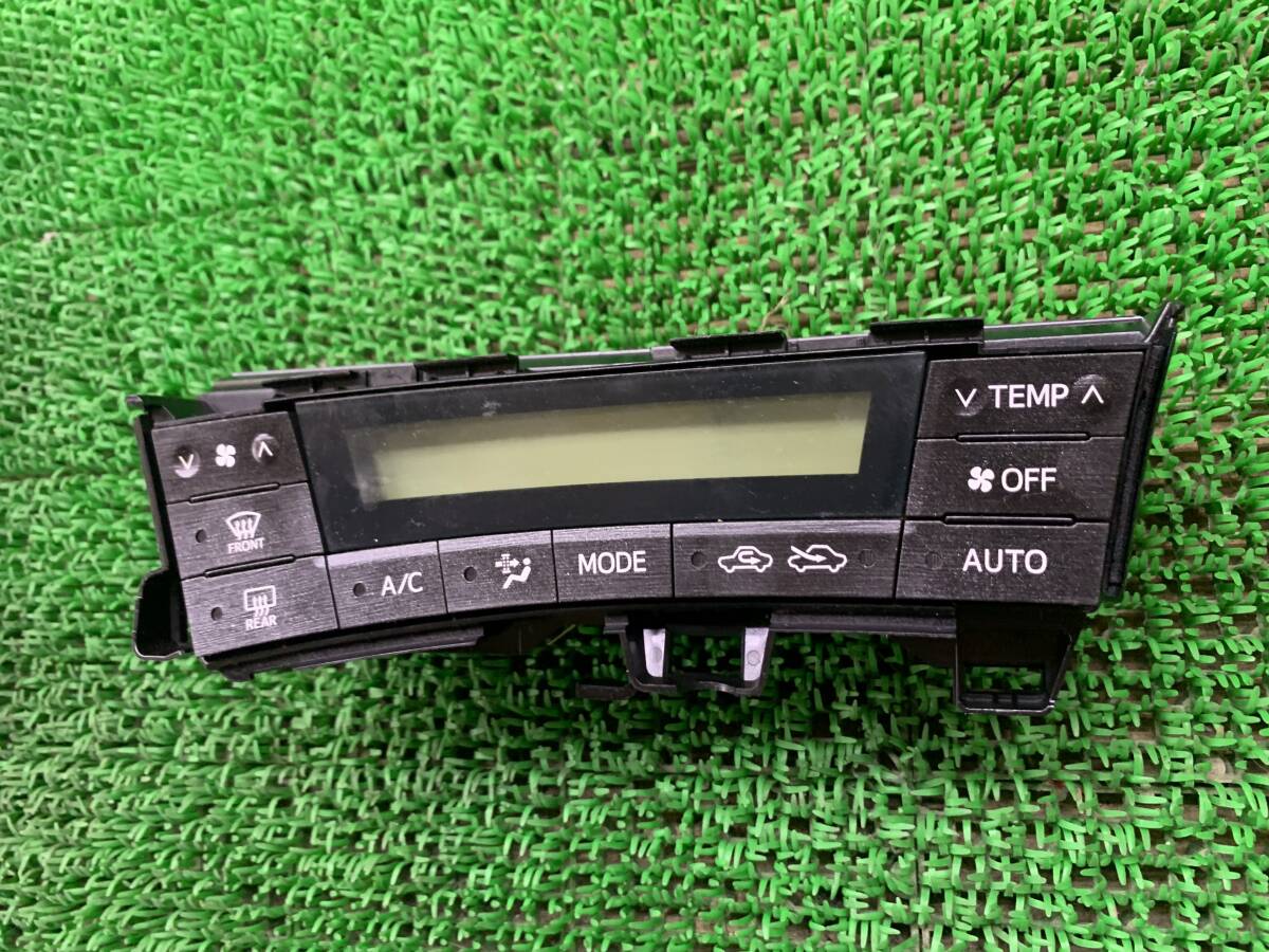 Yahoo!オークション - 即決値段 動作OK M11-5トヨタ プリウス ZVW30 ...