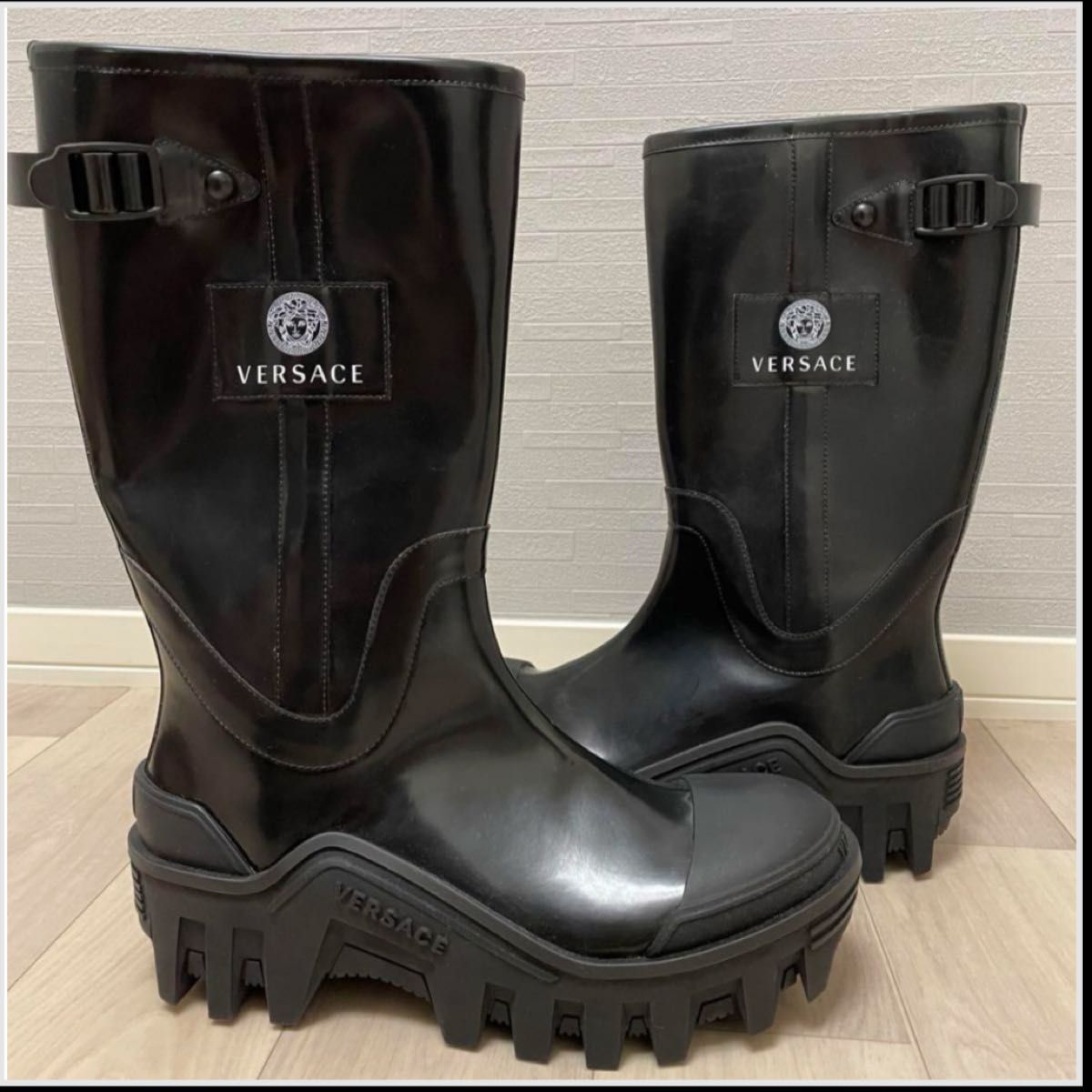 Versace ヴェルサーチ ブーツ 長靴|Yahoo!フリマ(旧PayPayフリマ) Versace ヴェルサーチ ブーツ 長靴|Yahoo!フリマ(旧PayPayフリマ)