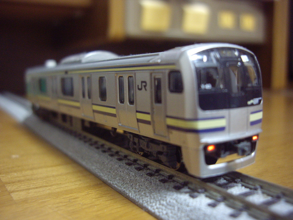 Yahoo!オークション - kato E217系 未更新 クハE217-43 品番10-574バラ...