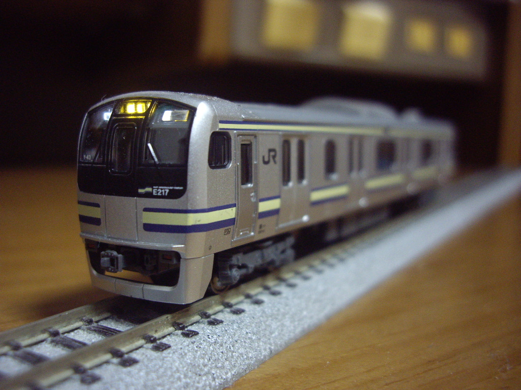 Yahoo!オークション - kato E217系 未更新 クハE217-43 品番10-574バラ...