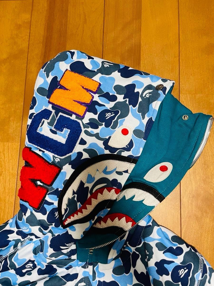 A BATHING APE エイプ シャークパーカー メンズ Mサイズ 二重 A BATHING APE エイプ シャークパーカー メンズ Mサイズ 二重