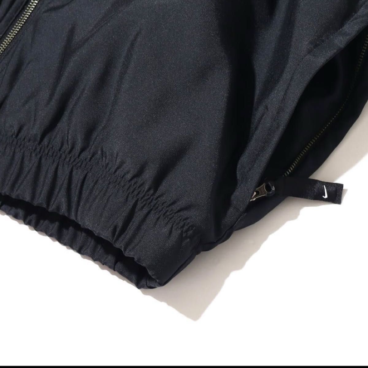 NikeLab ナイキラボ ソロ スウッシュ サテン ボンバージャケット NikeLab ナイキラボ ソロ スウッシュ サテン ボンバージャケット