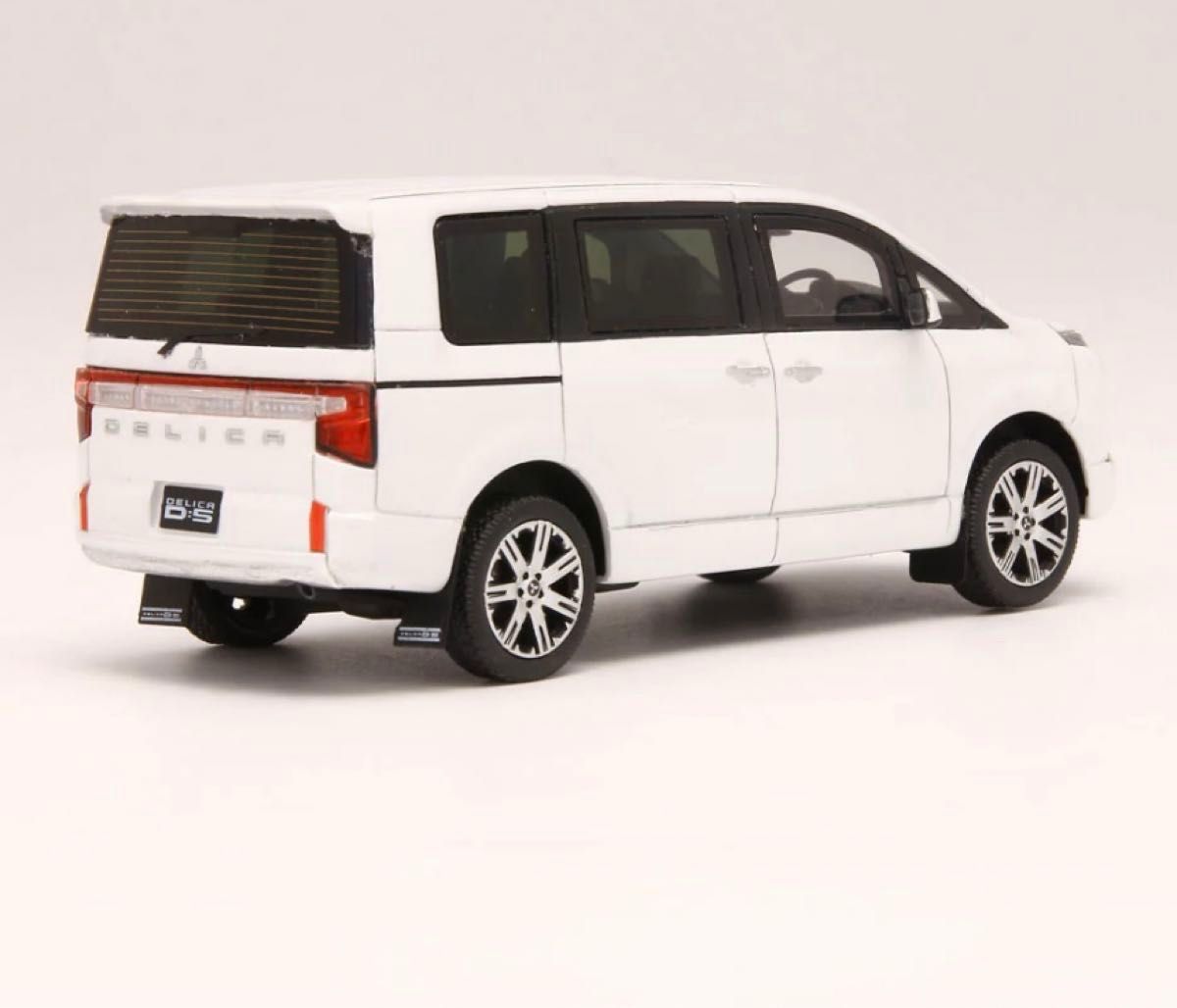 新品未使用 デリカD 5 1/43サイズ モデルカー(レジンモデル 新品未使用 デリカD 5 1/43サイズ モデルカー(レジンモデル