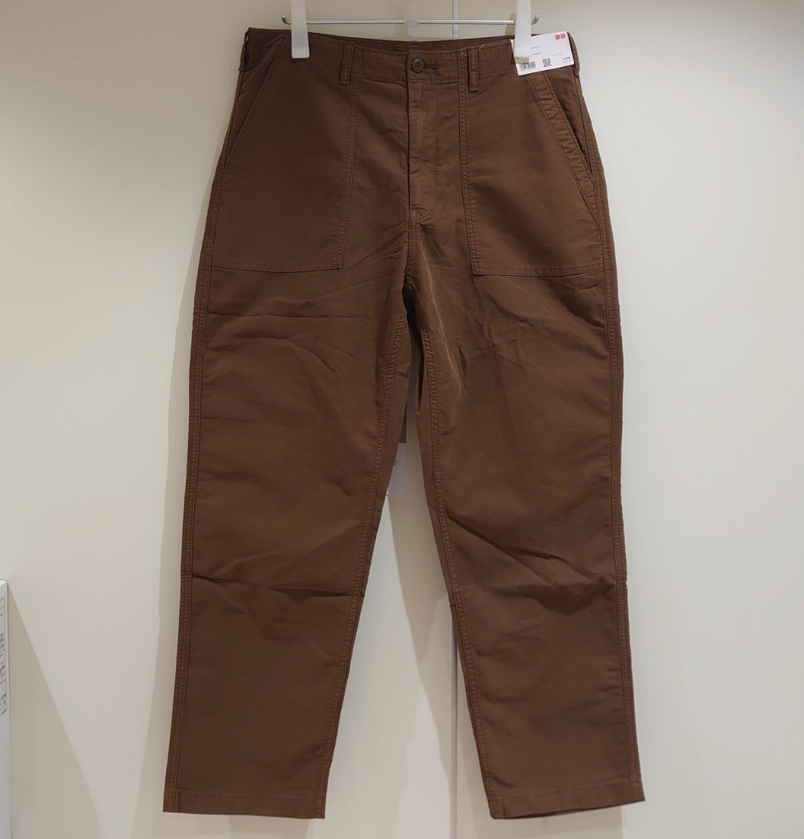 新品未使用 ユニクロ Lサイズ ユーティリティワークパンツ 新品未使用 ユニクロ Lサイズ ユーティリティワークパンツ