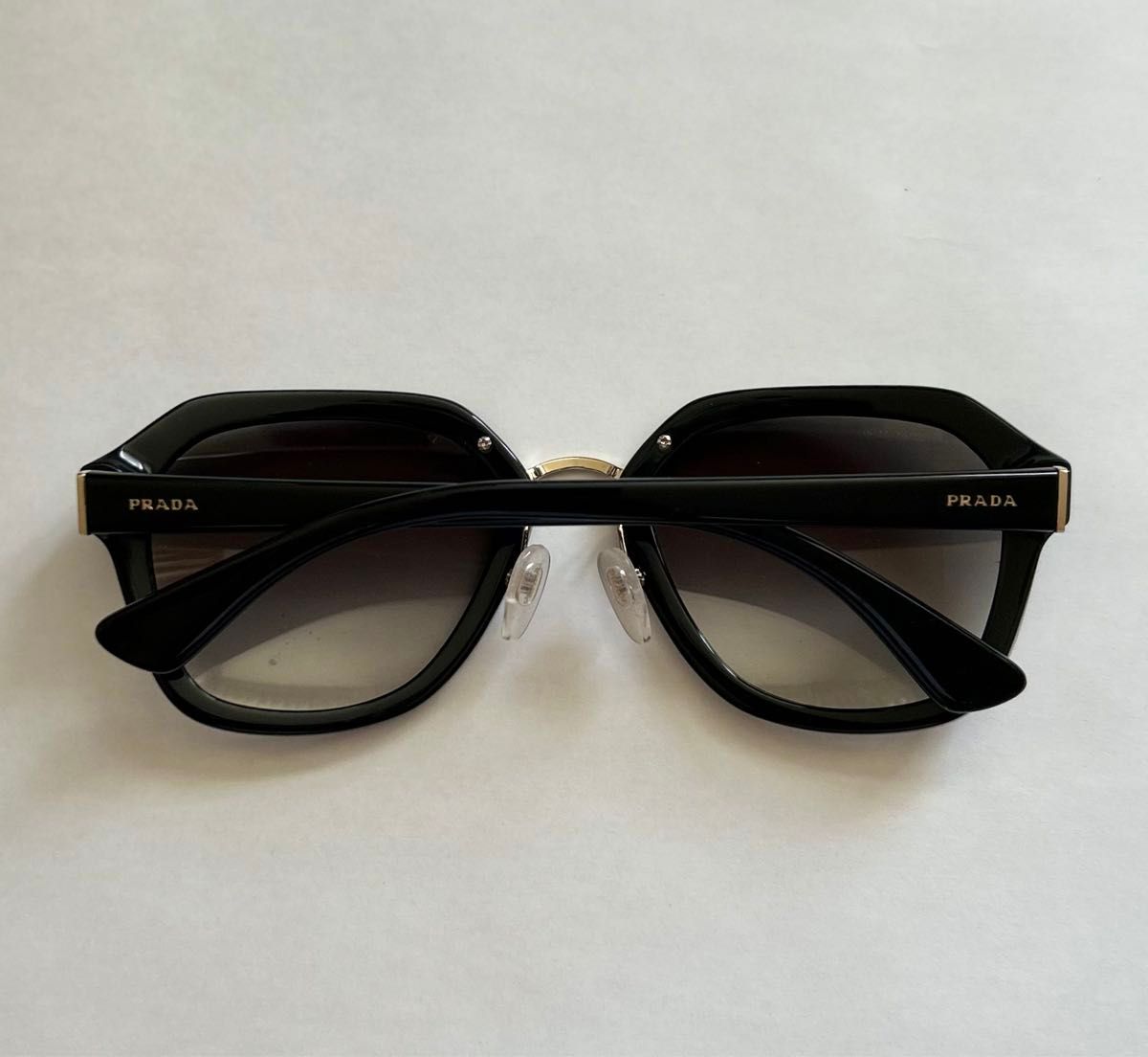 プラダサングラス PRADA SPR 25R(ブラック系)|Yahoo!フリマ プラダサングラス PRADA SPR 25R(ブラック系)|Yahoo!フリマ