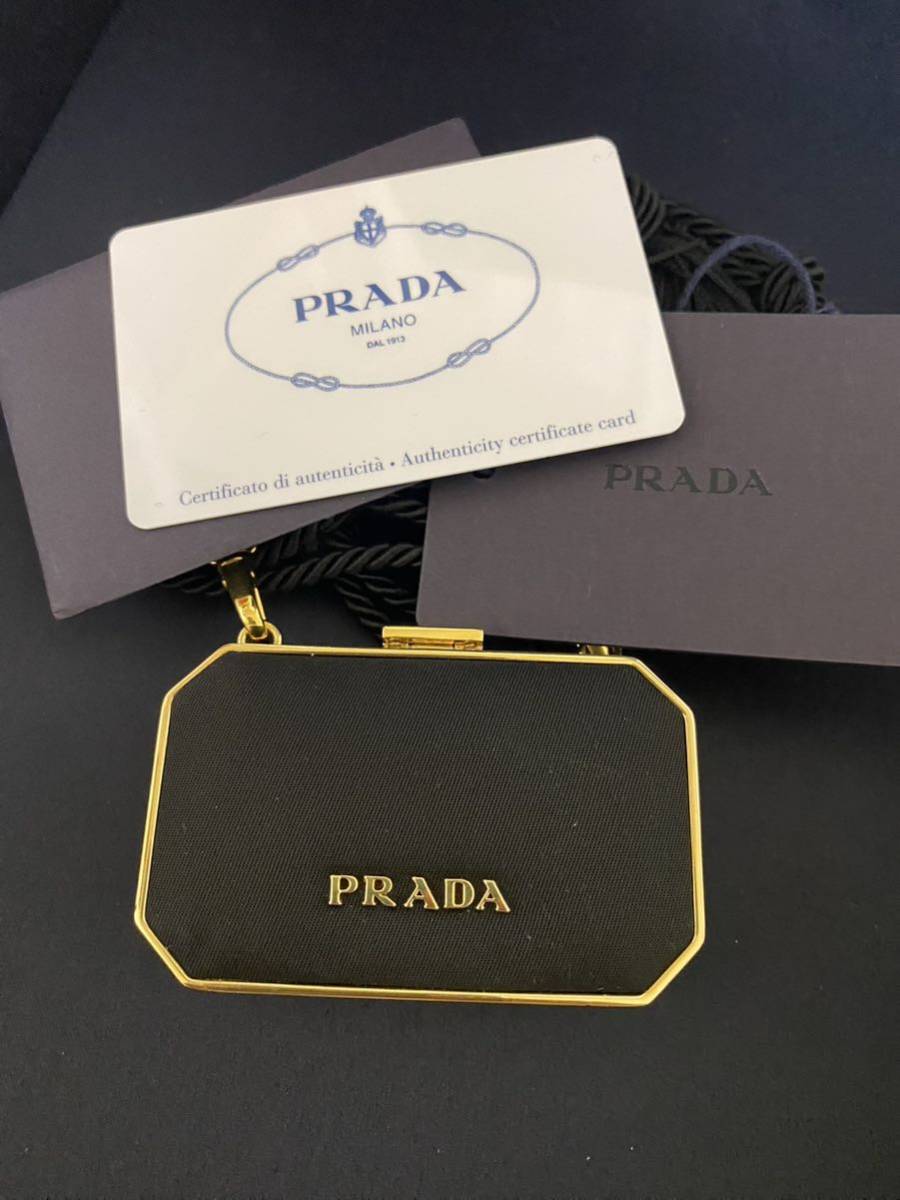 85%OFF 定価14万 PRADA プラダ タッセルミニバッグ ブラック 85%OFF 定価14万 PRADA プラダ タッセルミニバッグ ブラック
