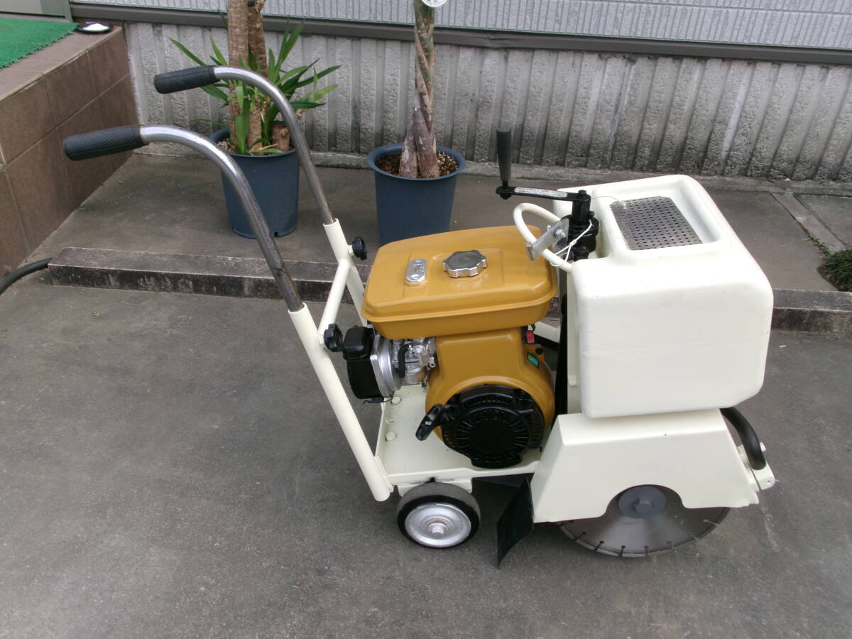 福岡県 エンジン道路カッター φ300㎜刃付 明和製作所MCP-120 道路 コンクリートカッター エンジンカッター 5064(コンクリートカッター)｜売買されたオークション情報、yahooの ...