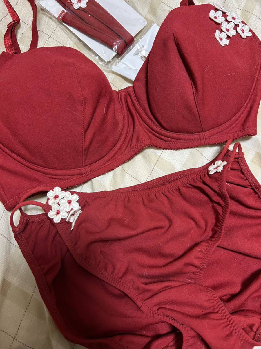 Yahoo!オークション - D75Mブラジャー ショーツセット 赤小花