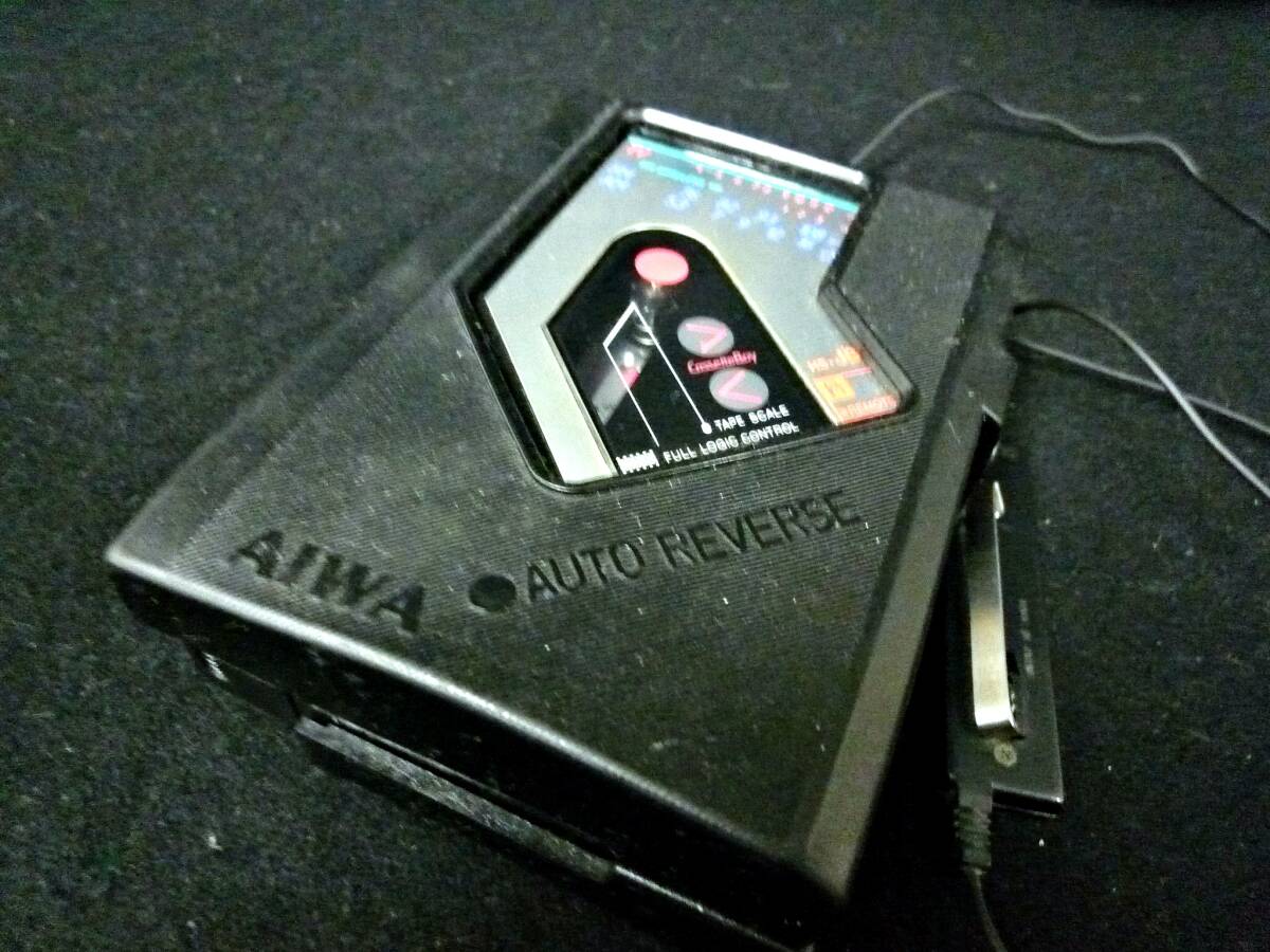 Yahoo!オークション - AIWA HS-J8 アイワ/ラジオ付きウォークマン/カ...