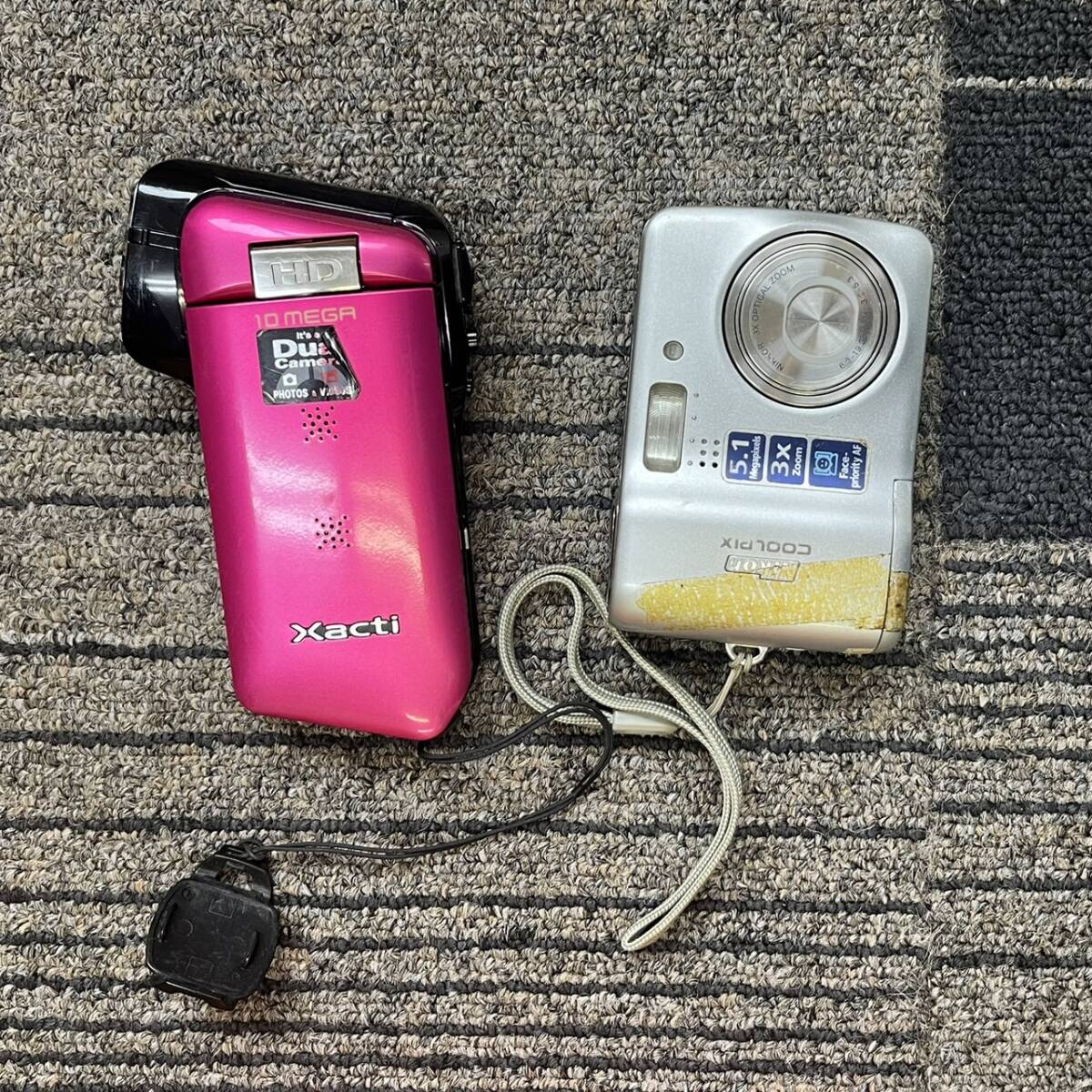 Yahoo!オークション - 【T0926】ジャンク カメラ 2点 Xacti 10 MEGA Ni...