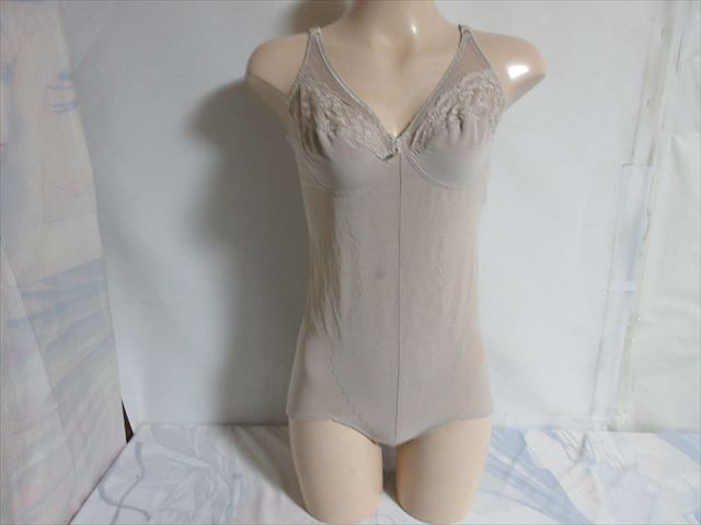 Yahoo!オークション - 2588 ≪B85LL≫ 薄エロチック 完熟セクシー ボディ...