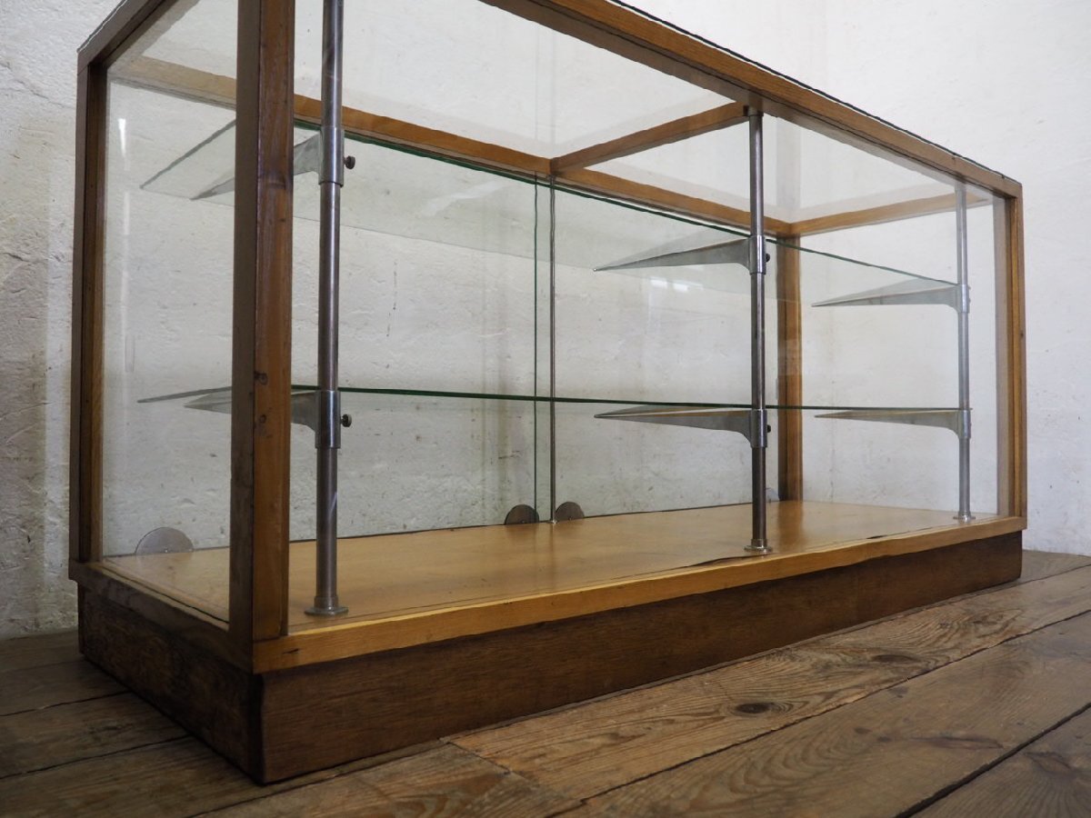 タ荷S0095 H75 5 H92 cm×W152 5cm ヴィンテージ 奥行きのある大きい木製ガラスケース 飾り棚 カウンター ショーケースR ヤD 伊(ショーケース)｜売買された ...