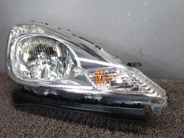 Yahoo!オークション - 8385 ホンダ フィット HV/ハイブリッド GP1 ヘッ...