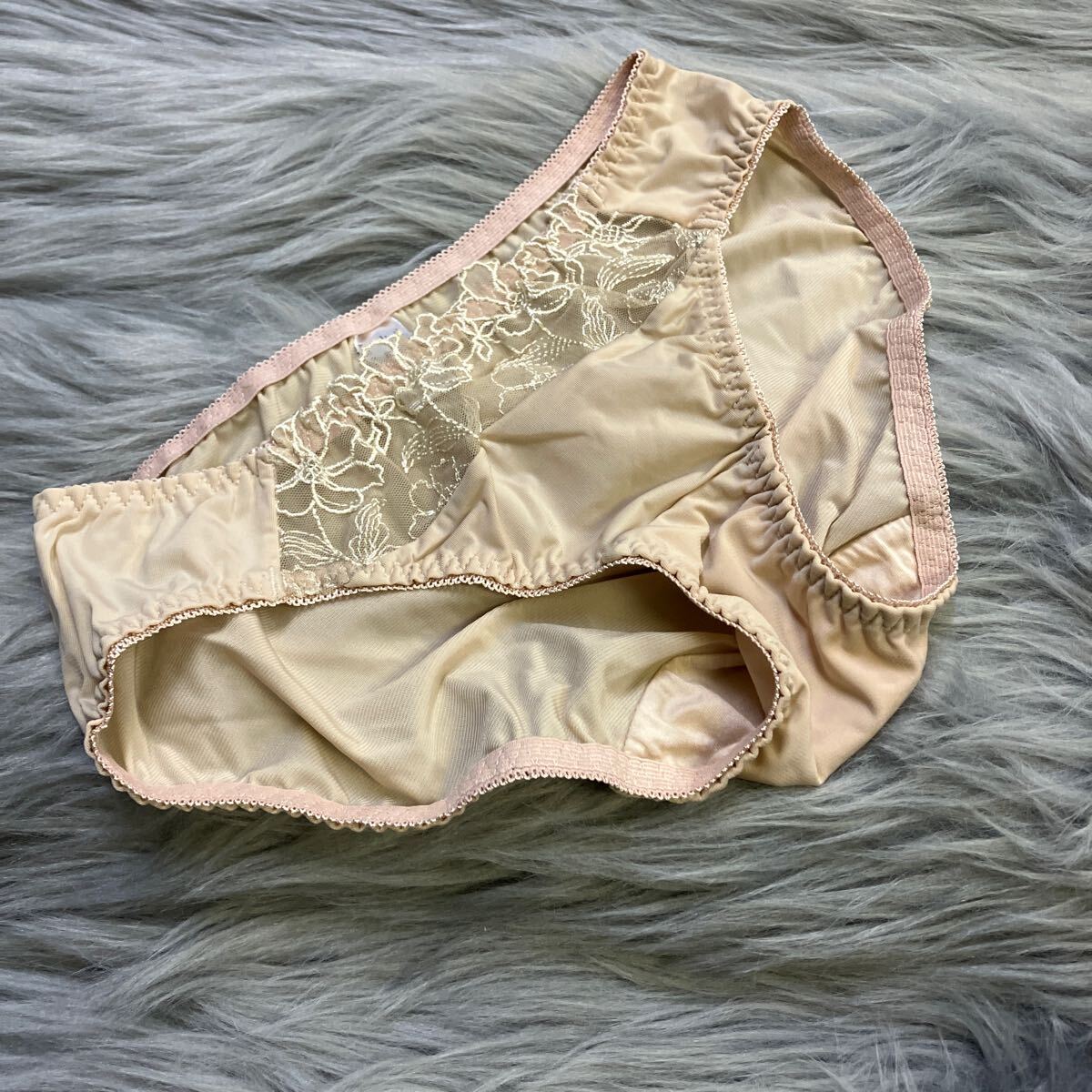 Yahoo!オークション - s1226 100円〜 新品 ヌーディ 肌色 輝くレース ...