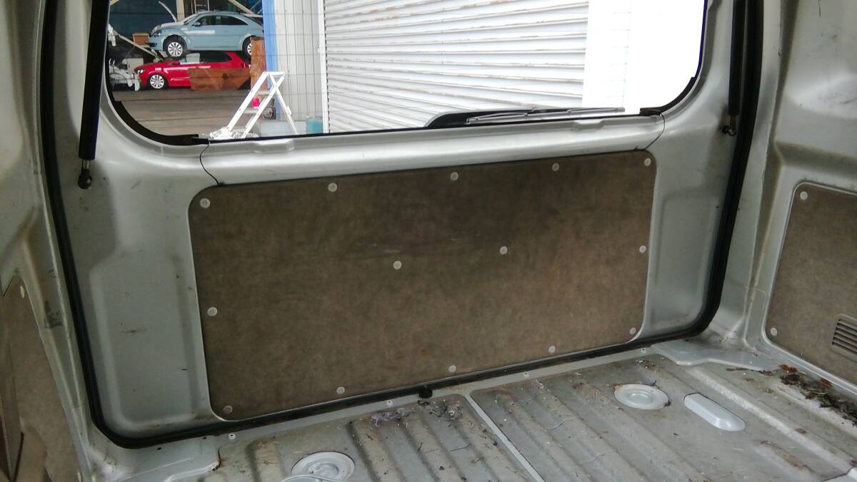 Yahoo!オークション - エブリィV DA64V バックドア(Z2S)