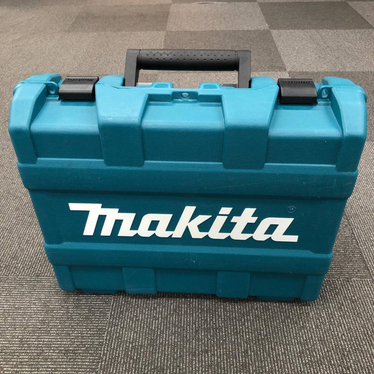 Yahoo!オークション - J372 マキタ makita インパクトドライバ 充電式...