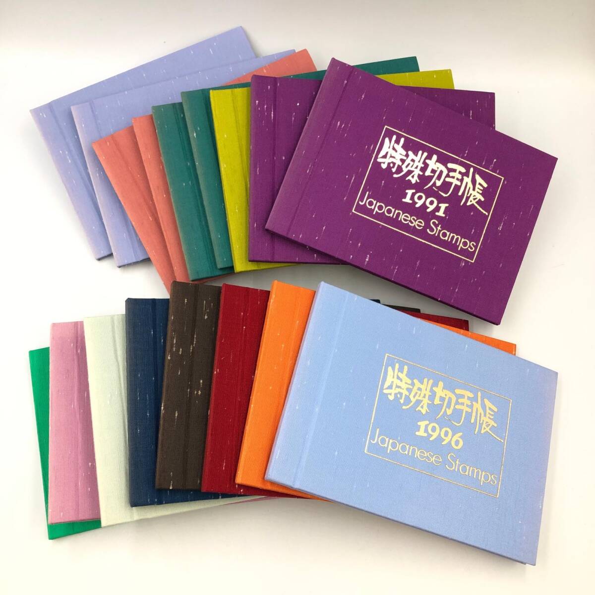 Yahoo!オークション - J454 特殊切手帳 17冊まとめ その他雑貨 コレク...