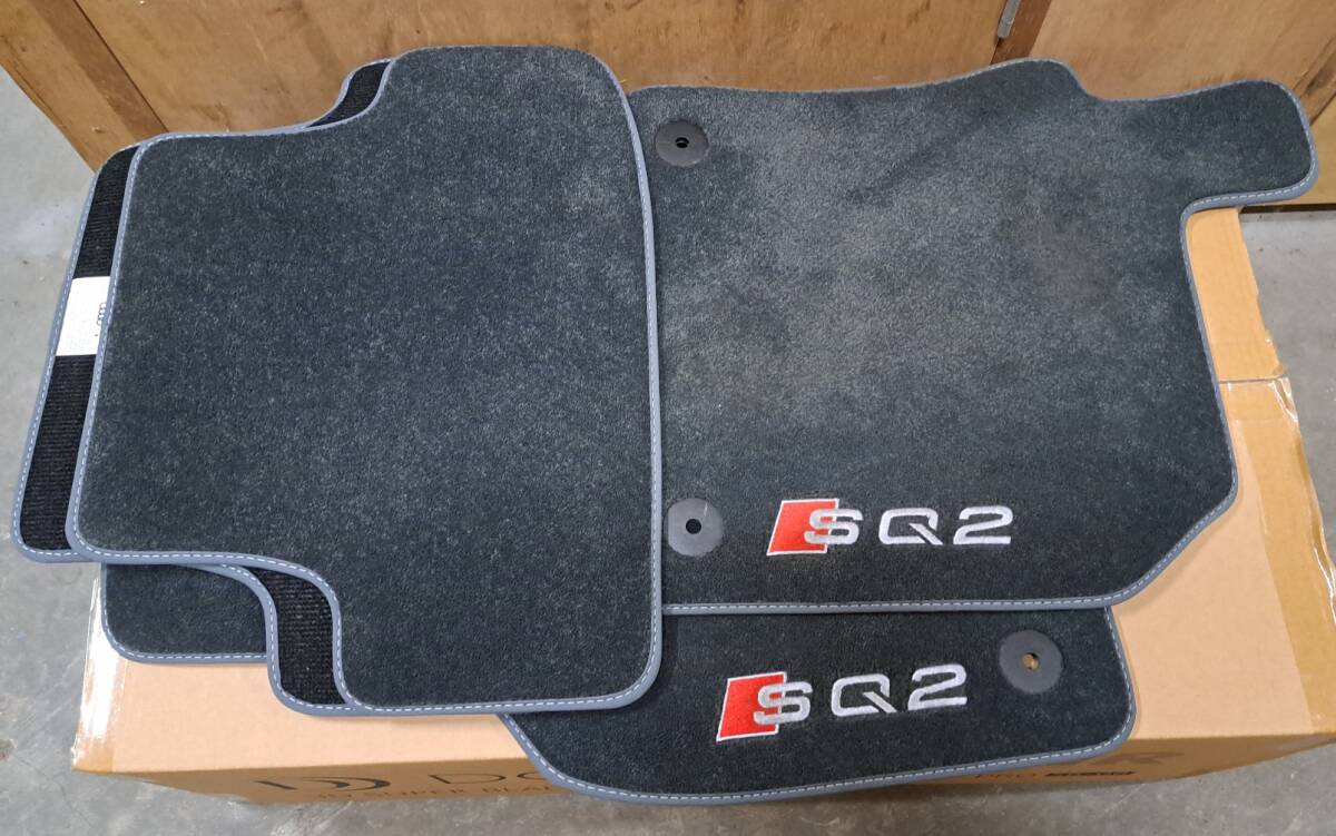 Yahoo!オークション - アウディ Q2 SQ2用 SQ2 アウディ純正フロア...