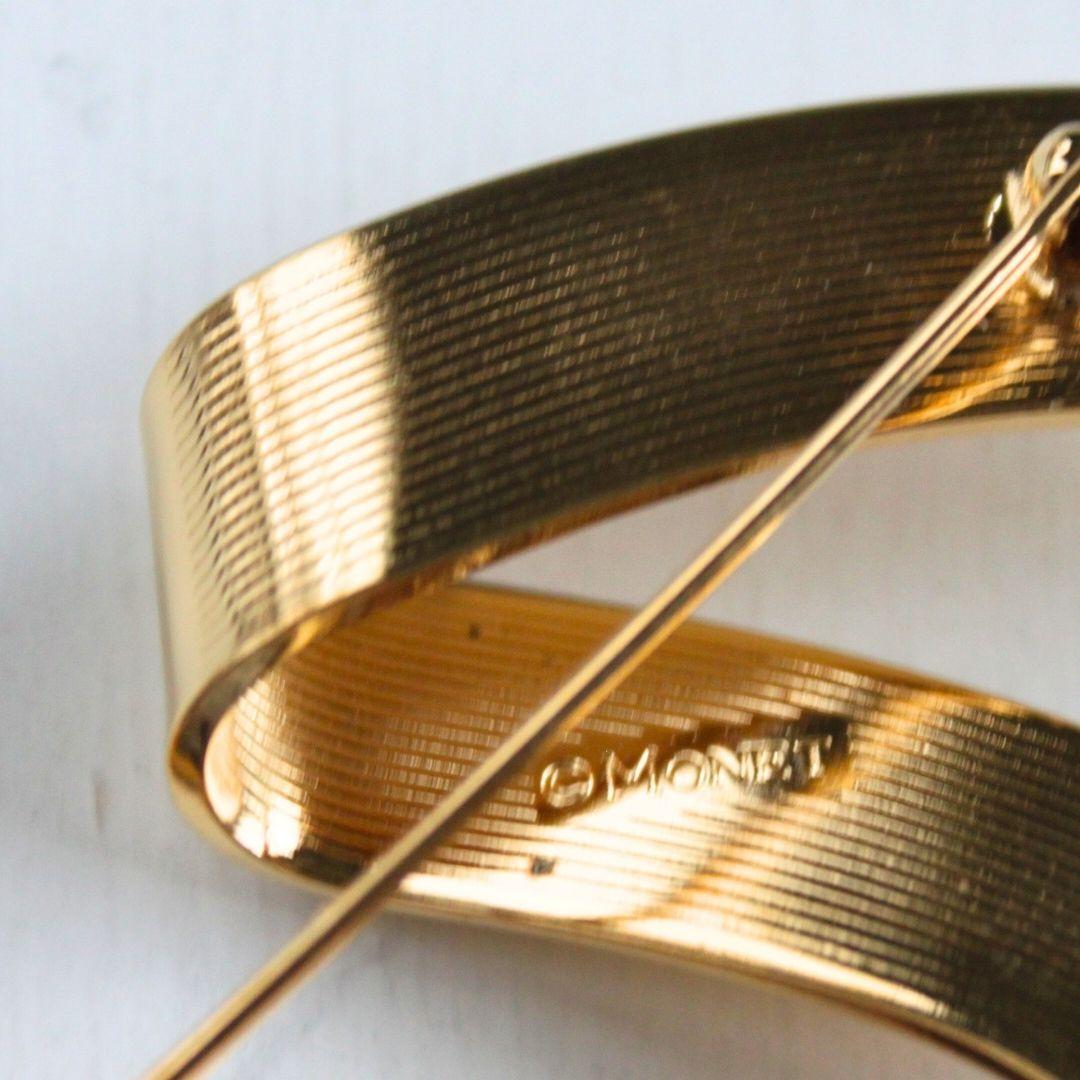 Yahoo!オークション - MONET モネ リボンモチーフブローチ