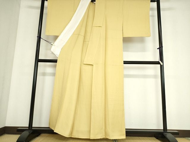 Yahoo!オークション - 平和屋着物 上質な色無地 単衣 芥子色 逸品 DAAG...