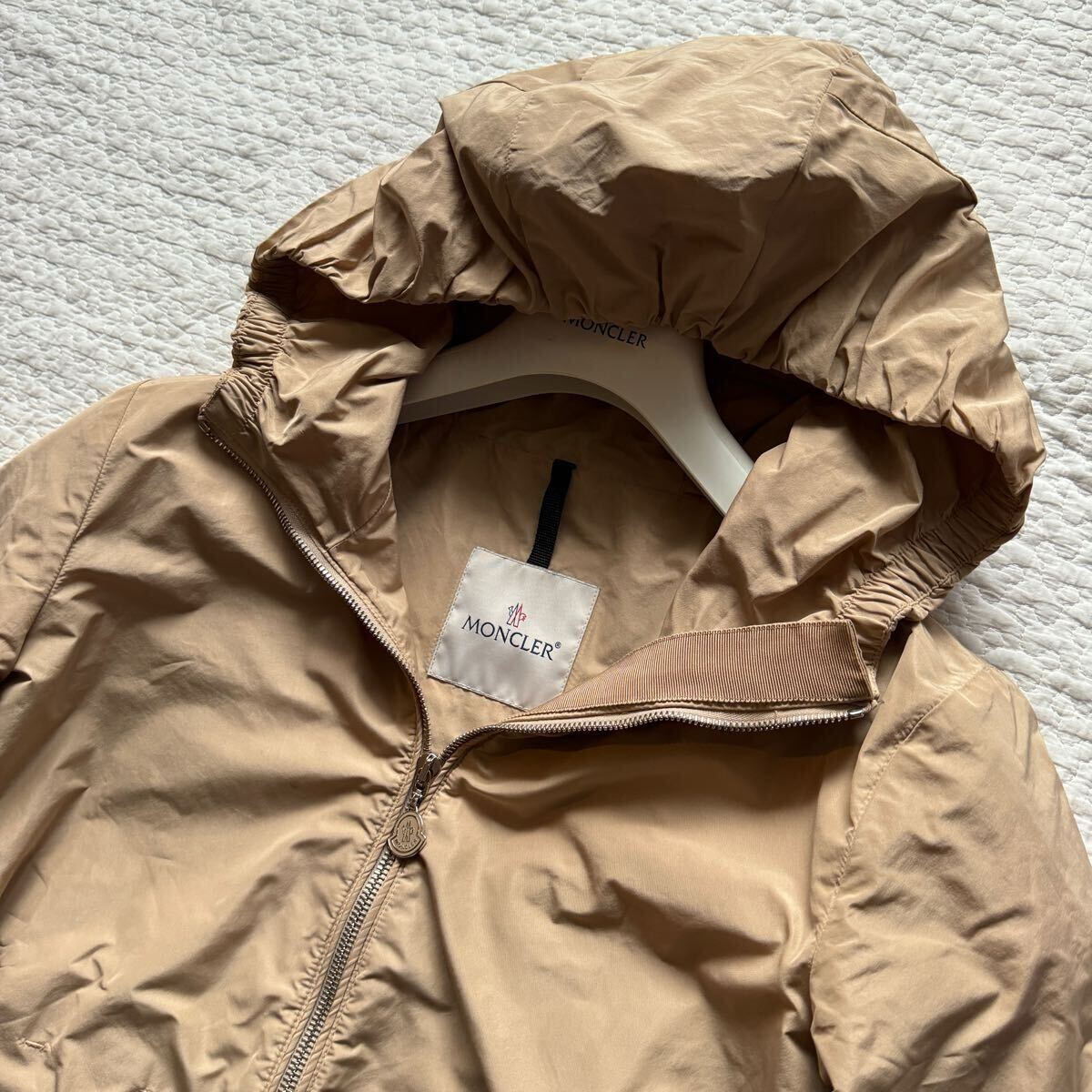 美品モンクレール MONCLER ナイロンジャケット ライトジャケット 美品モンクレール MONCLER ナイロンジャケット ライトジャケット