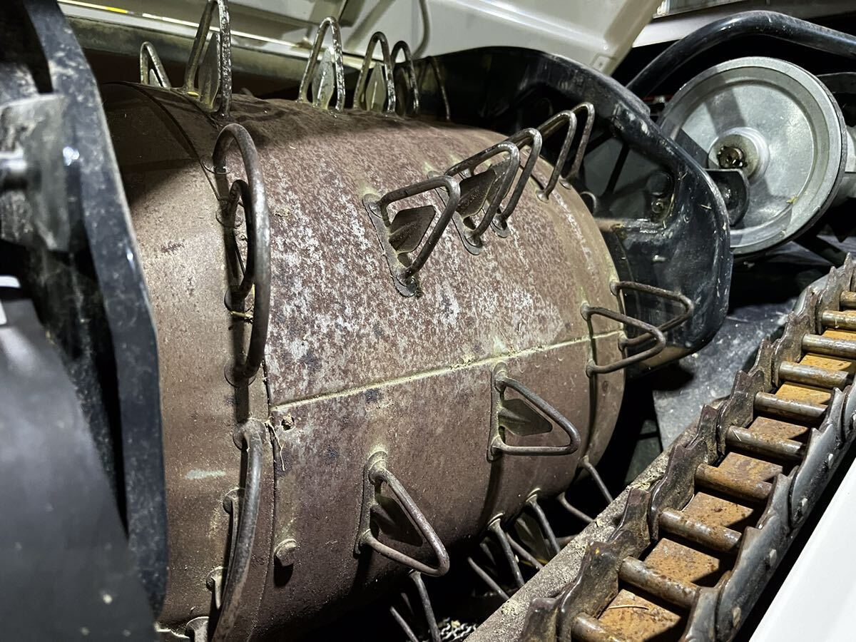 動画有り ヤンマー コンバイン Ee214G 2条刈 14馬力 オーガ回動 こぎ深さ自動 グレンタンク 全面2条刈 Ee214W.G 使用少 富山市(車体)｜売買されたオークション情報 ...