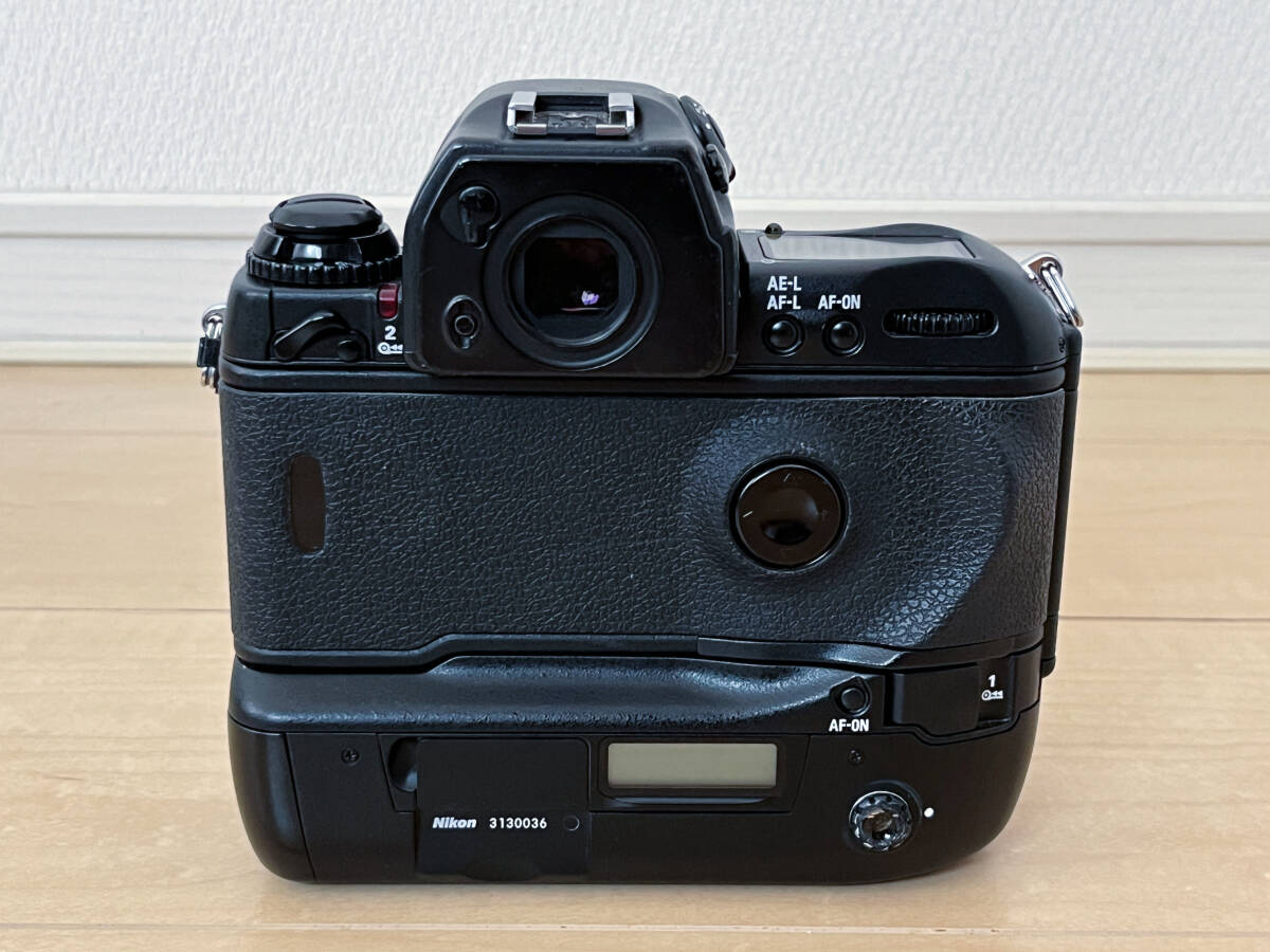 Yahoo!オークション - NIKON F5 カメラ