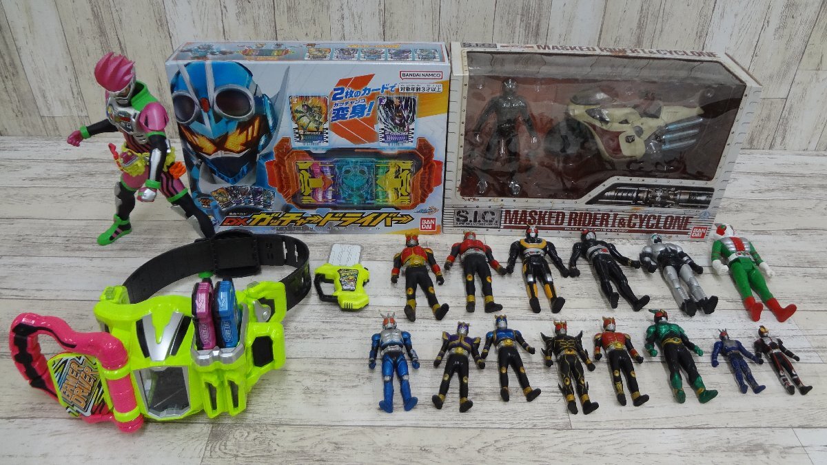 Yahoo!オークション - 067C 仮面ライダー まとめ ガッチャードライバー...