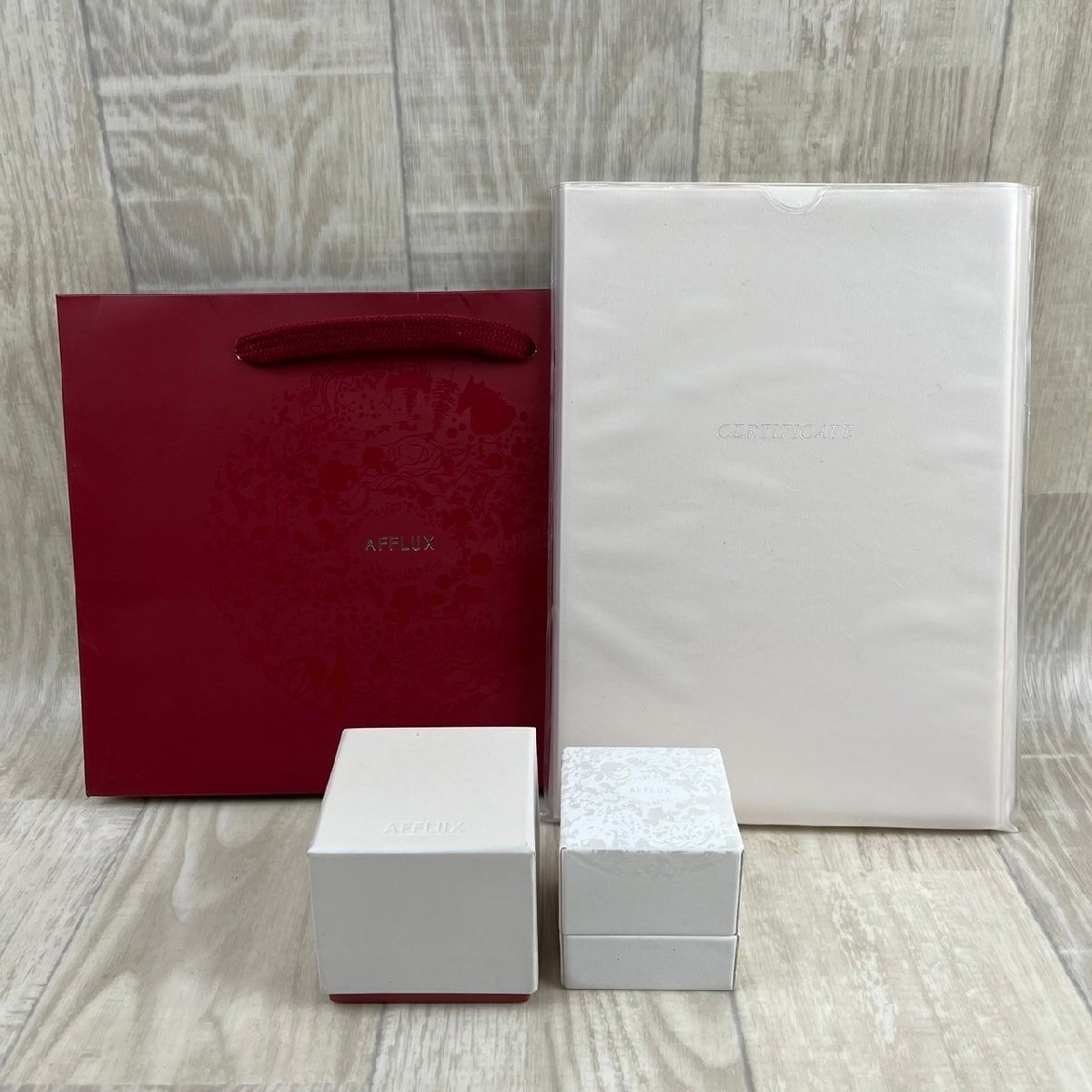 AFFLUX アフレックス Pt900 プラチナ リング 2.8g ダイヤ 0.231ct メレダイヤ 0.02ct ダイヤモンド グレーディング レポート ケース付(プラチナ台)｜売買された ...