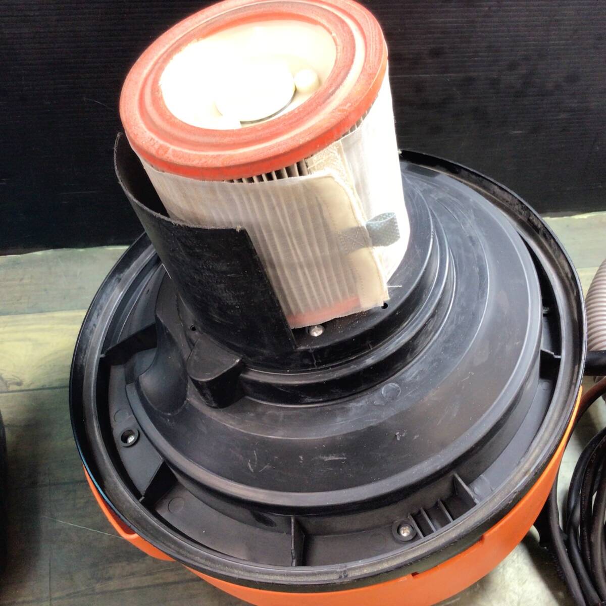 Yahoo!オークション - 日動 乾湿両用掃除機 NVC-20L-N