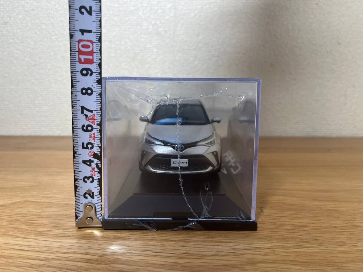 Yahoo!オークション - 10-S41 トヨタ 1/30 C-HR オフィシャルミニカー ...
