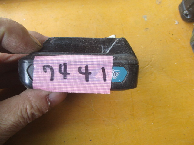 Yahoo!オークション - 7441 マキタ BL1015 10.8V