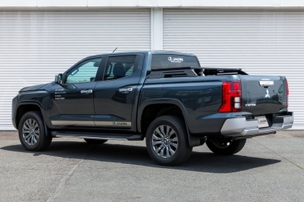 Yahoo!オークション - ジャオス トライトン LC2T系[GLSのみ]ベッドラッ...