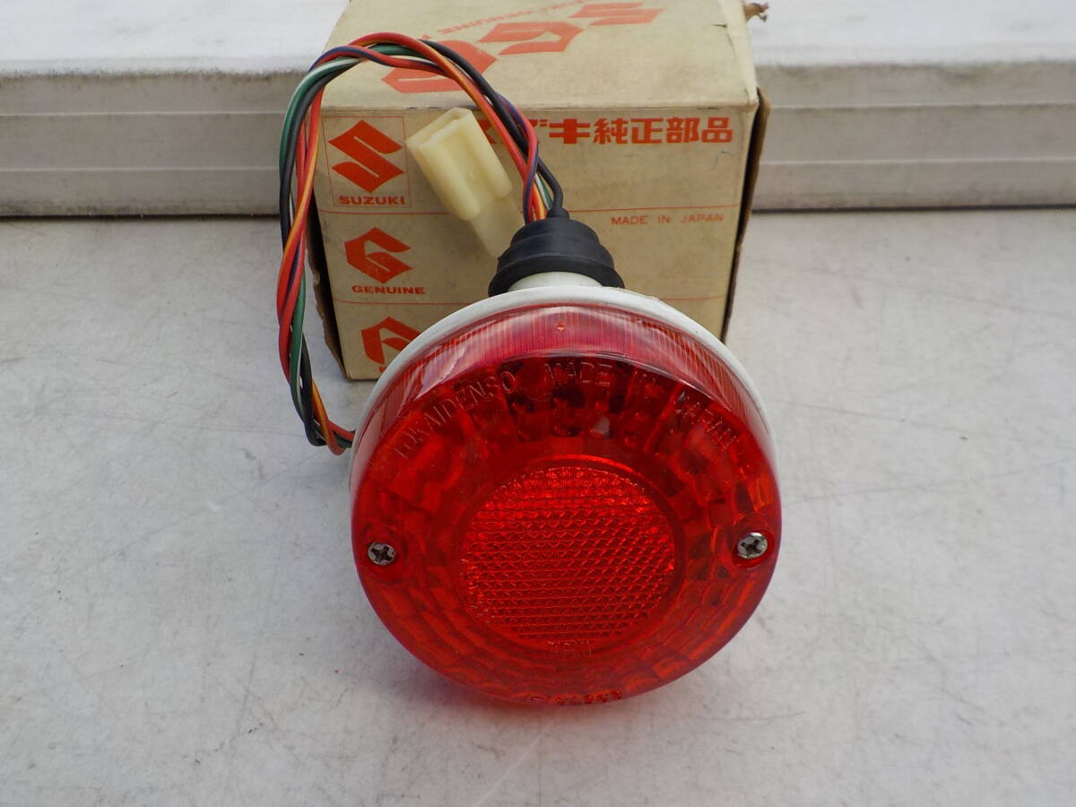 Yahoo!オークション - スズキ キャリイ L50 テールランプ 純正新品 当...