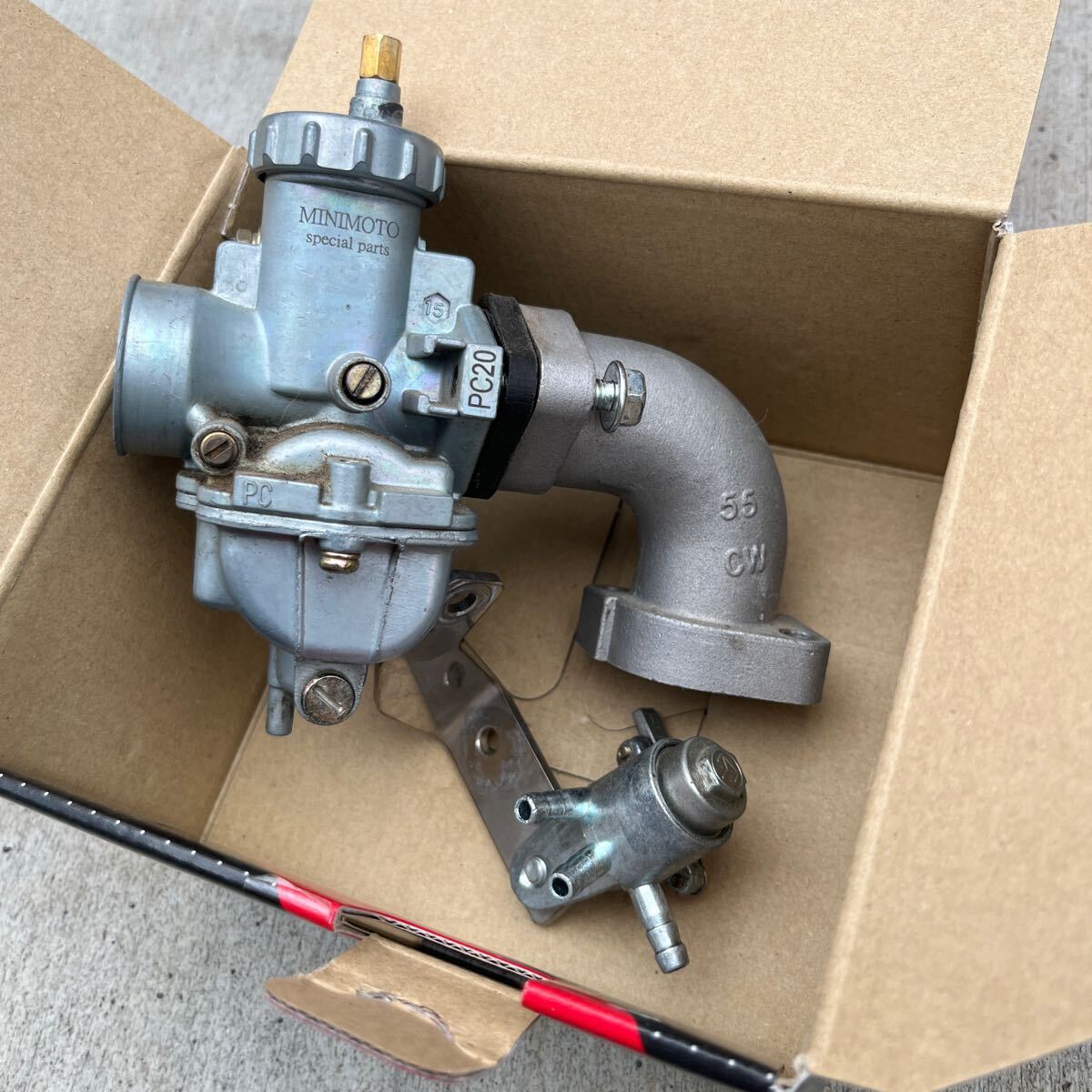 Yahoo!オークション - ミニモト キャブレター pc20 ホンダ スーパーカ...