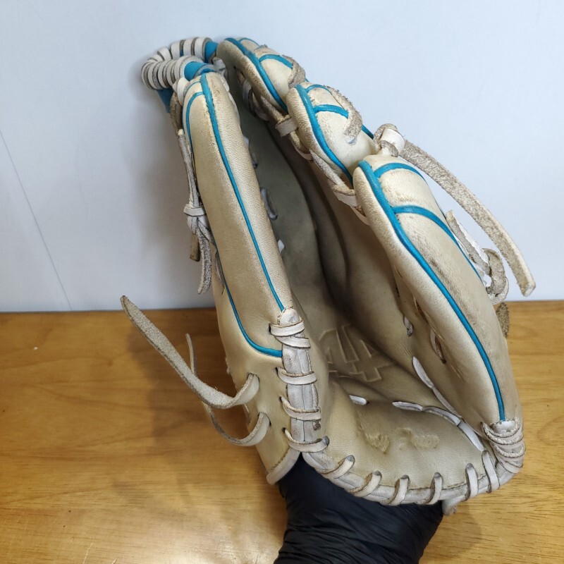 44 Pro フォーティーフォー オーダー MLB使用者多数 内野用 硬式 44 Pro フォーティーフォー オーダー MLB使用者多数 内野用 硬式