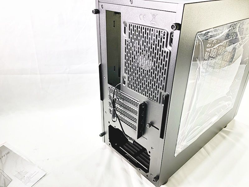 Yahoo!オークション - Versa H18 ミニタワー型PCケース 未使用 電機 同...